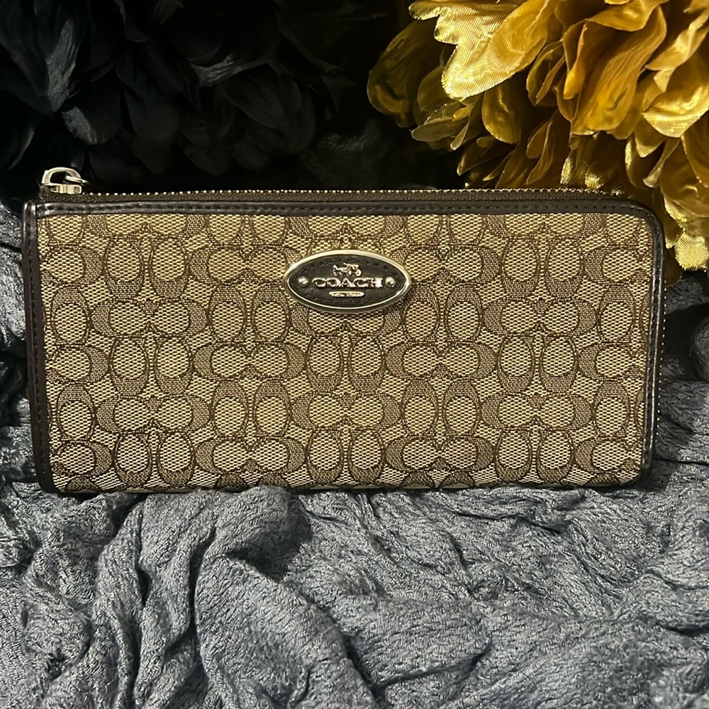 Coach Signature Canvas Long Wallet - Gem